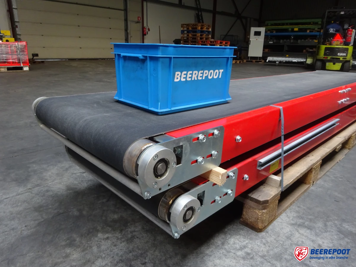 Vlakke transportband - Beerepoot BV